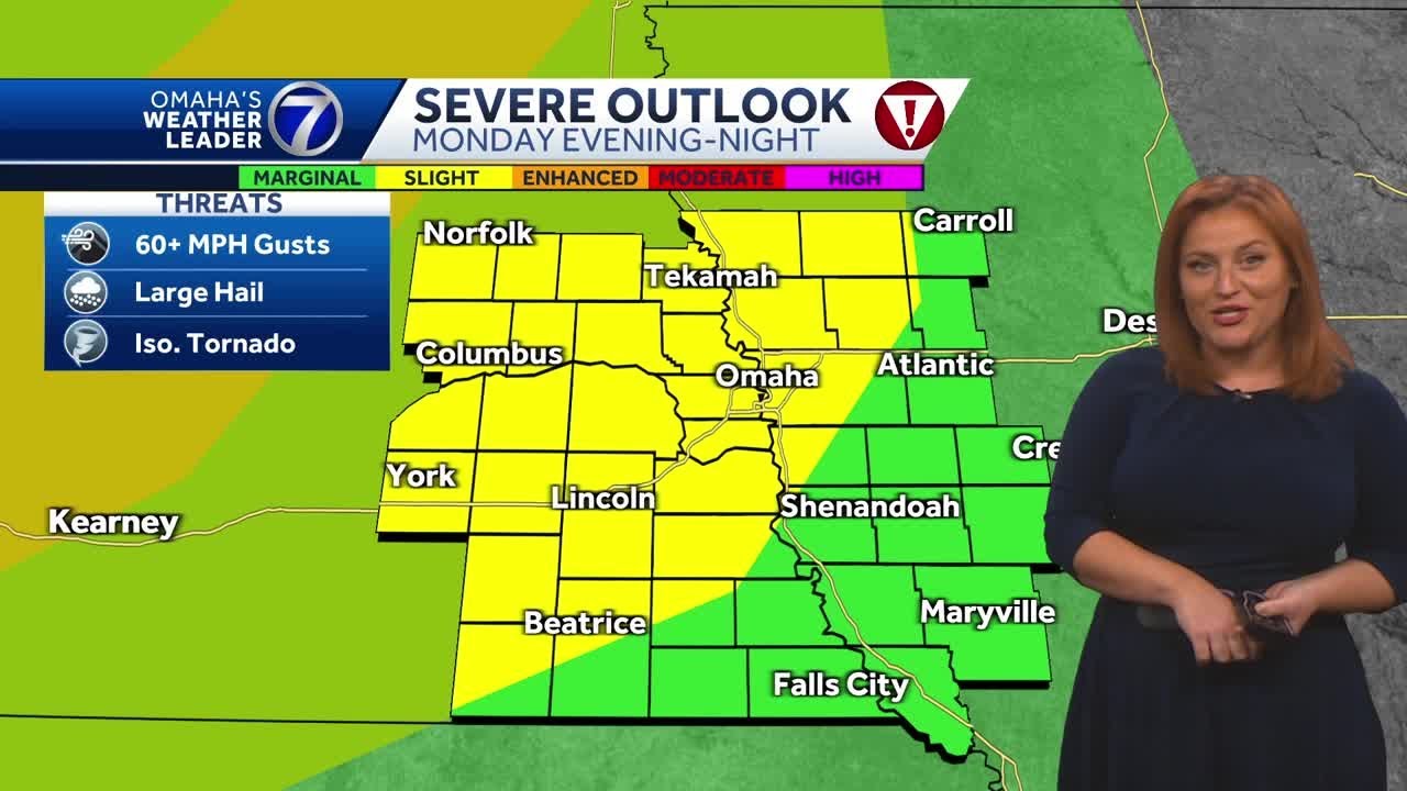 Severe storms possible tonight for Omaha-area - YouTube