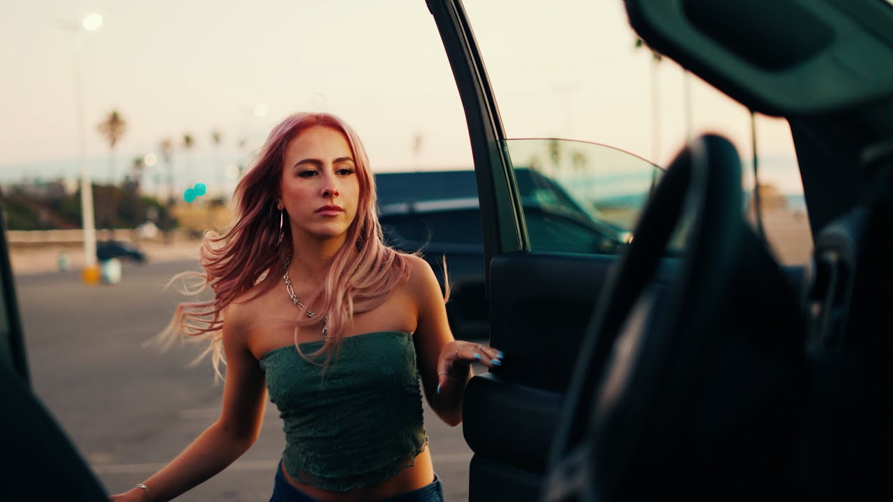 Runnin (Official Music Video) | Capri Everitt - YouTube