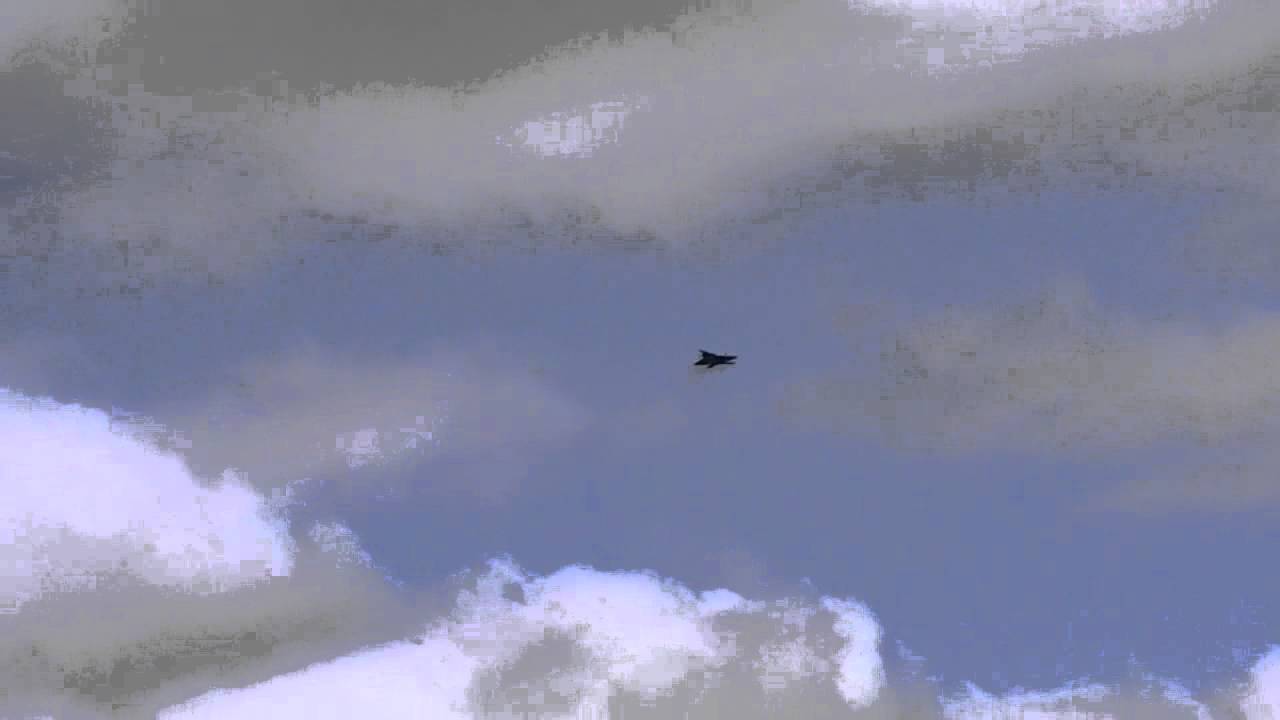 F-22 KFm2 Airfoil Modification - YouTube