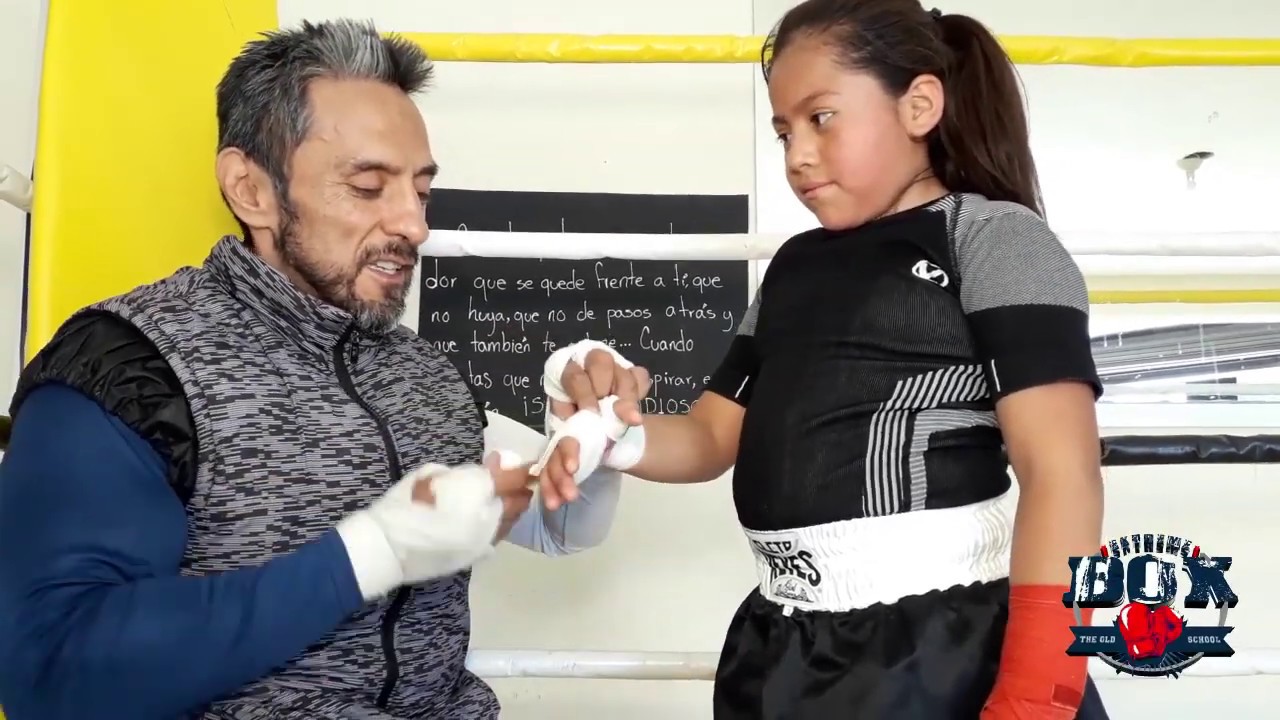 2 Tipos de vendaje y equipo de Boxeo. - YouTube