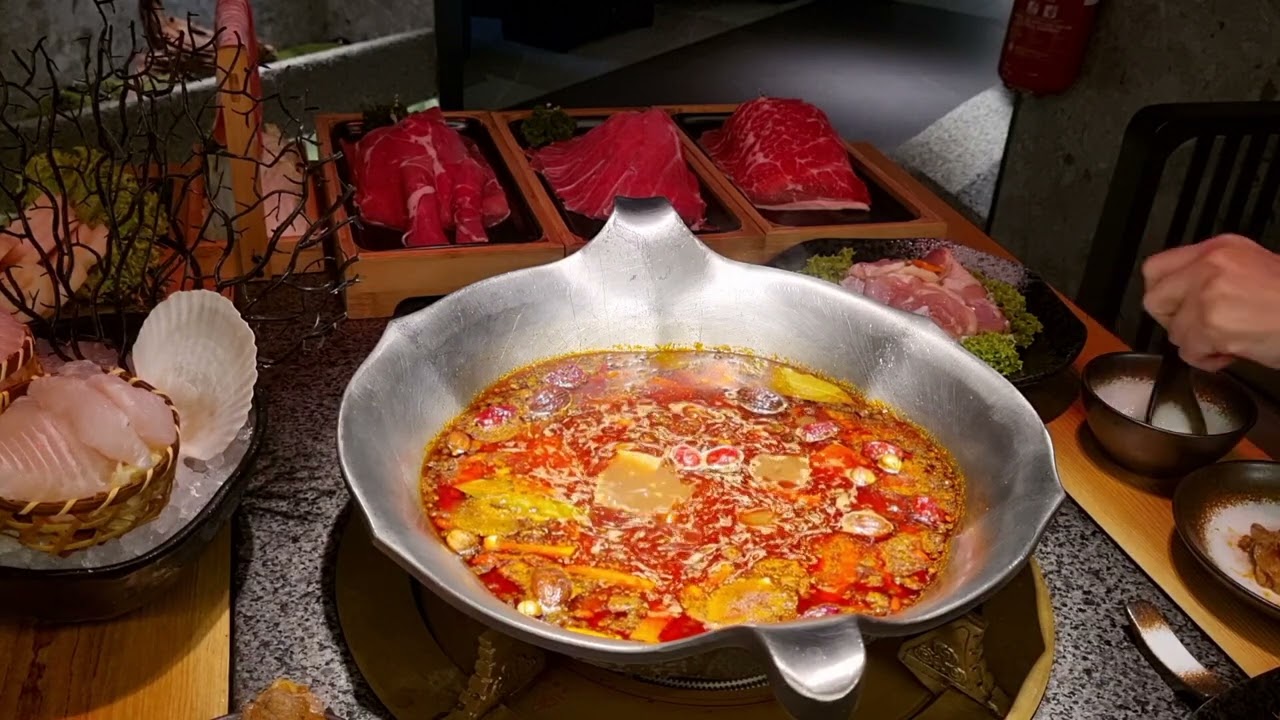 Cou Cou 凑凑 hotpot - YouTube