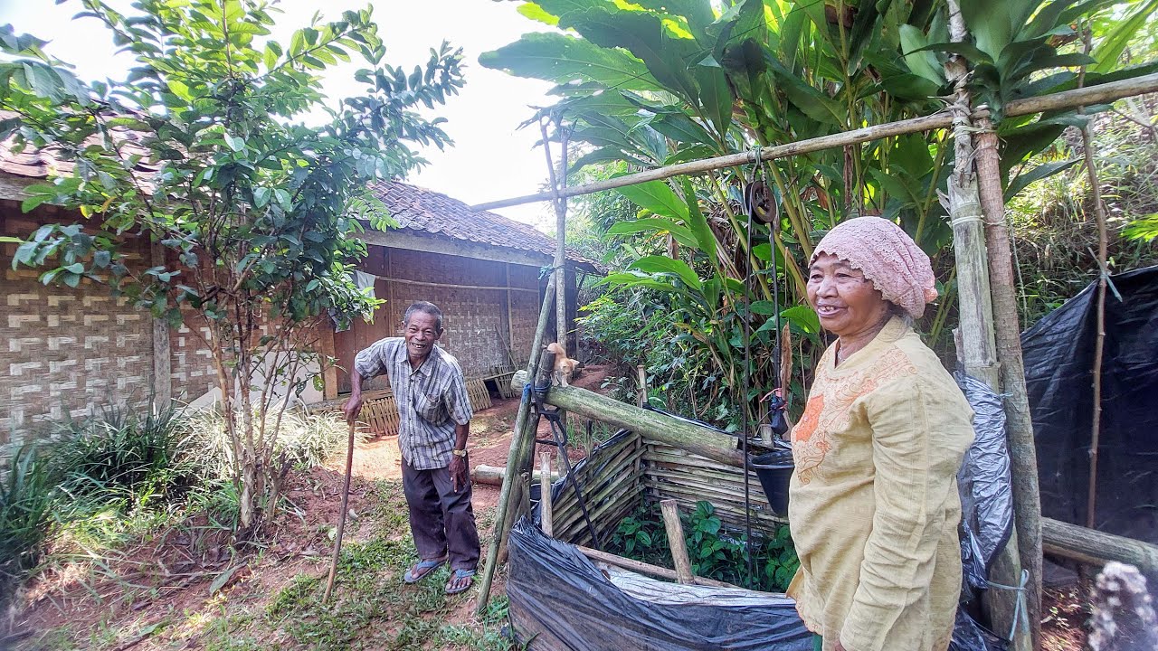 Aktivitas pagi emak nimba air di sumur .. Tetanggaku mantanku - YouTube