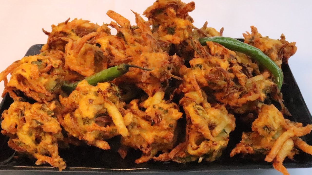कच्चे आलू के लच्छे कुरकुरे पकोड़े बनाये | Aloo Lachha Pakode Recipe ...