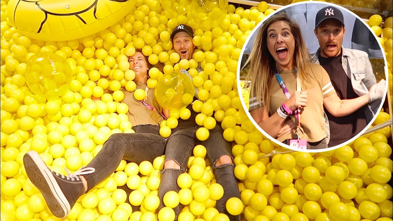 😱 TRUST FALL IN GIANT LEMON BALL PIT! 🍋 - YouTube