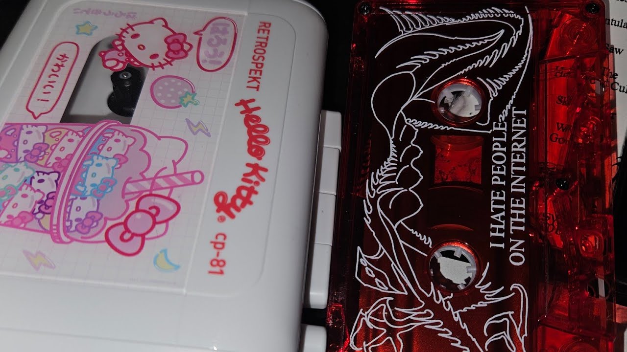 Hello Kitty Cassette Player - Retrospekt CP-81 - YouTube
