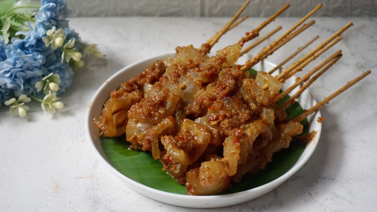 SATE KIKIL/ CECEK BUMBU KACANG - coba kikil sapi dibikin ini !! - YouTube