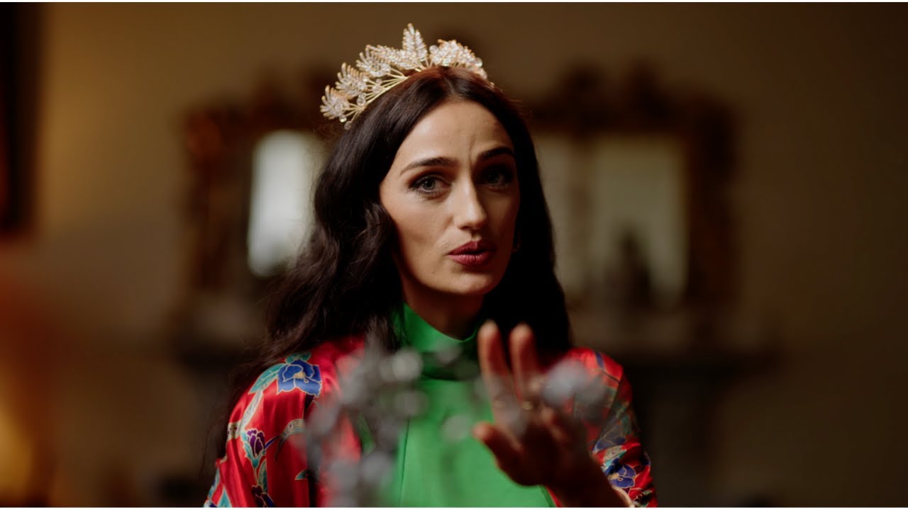 Kellie Lewis - Battle of Love - YouTube