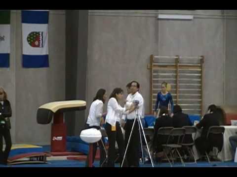 2009 Elite Canada - Dominique Pegg CAN - Vault
