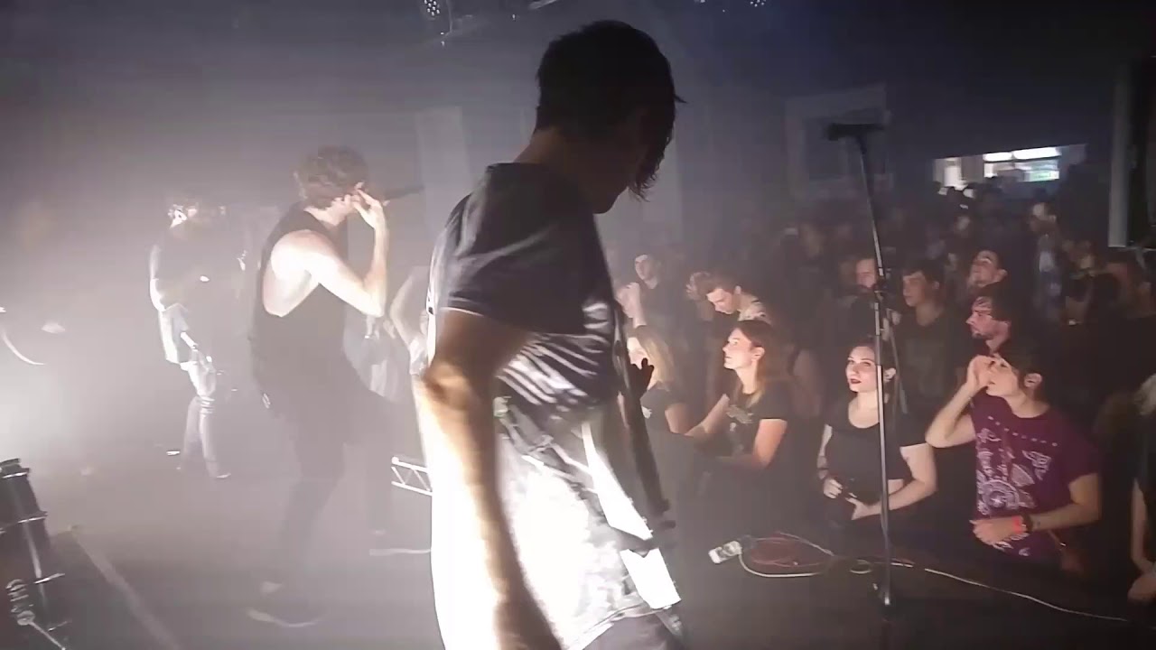 In Hearts Wake - Breakaway (live from Nová Chmelnice) / on stage w ...