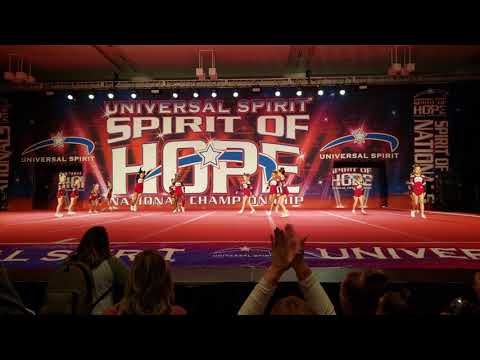 Universal Spirit-Spirit of Hope Pro Cheer Mini's Performance - YouTube