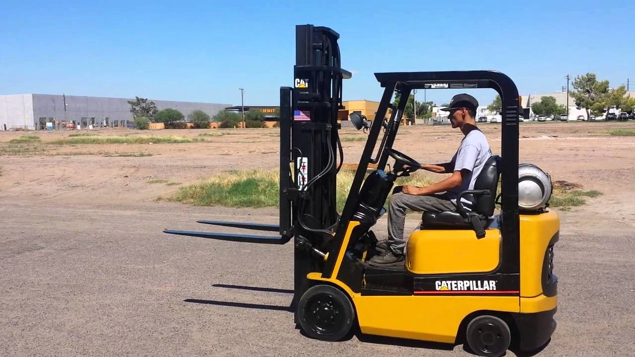 2004 Caterpillar GC15K - 3000lb Capacity/Two Stage Forklift for Sale in ...