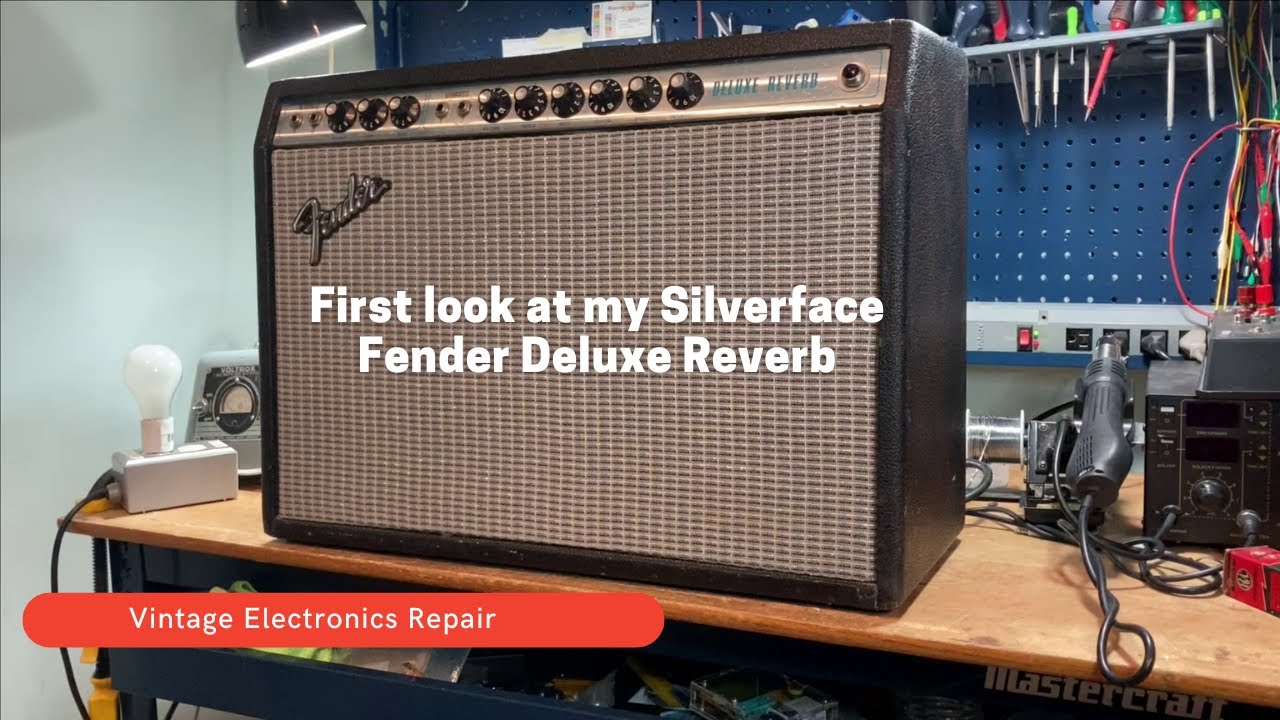 Fender Silverface Deluxe Reverb - YouTube