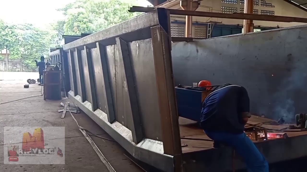 Proses pembuatan Rock Body (DumpTruck) Mercy actros 4843 - YouTube