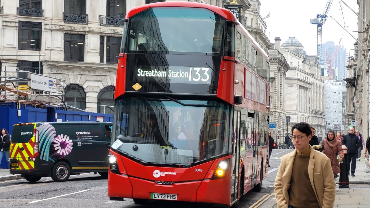 Journey on the London Bus Route 133 - YouTube