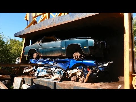 car crusher crushing cars 19 - YouTube