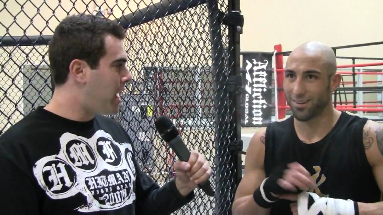 Rob Emerson UFC 109 vs Reporter - YouTube