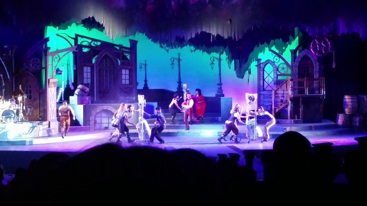 Monster Stomp! SeaWorld San Antonio's Howl-O-Scream 2019! - YouTube