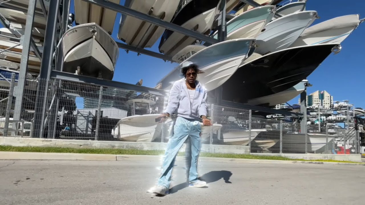 Lowkey Lew – Model 3 (Official Music Video) - YouTube