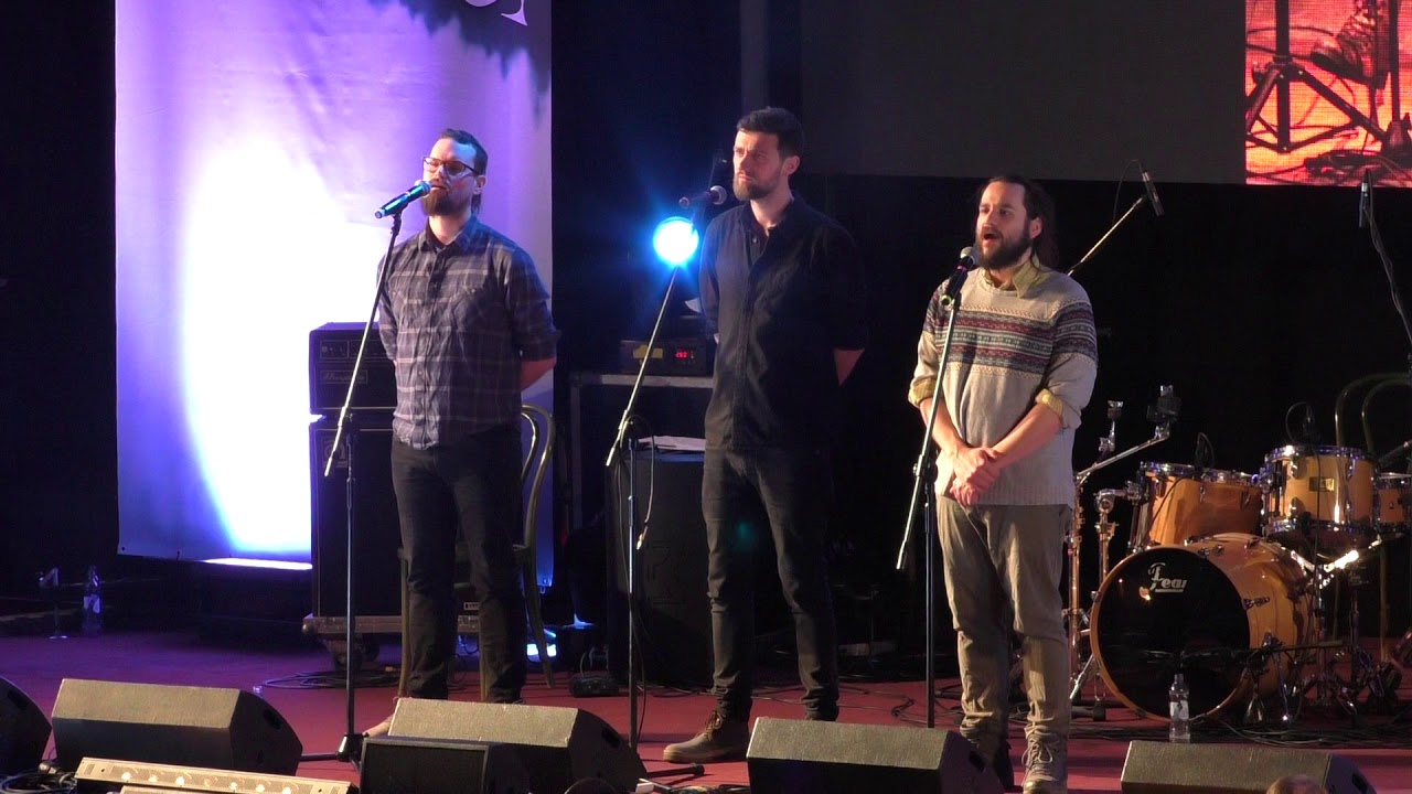 The Longest Johns "Auld Triangle" - YouTube