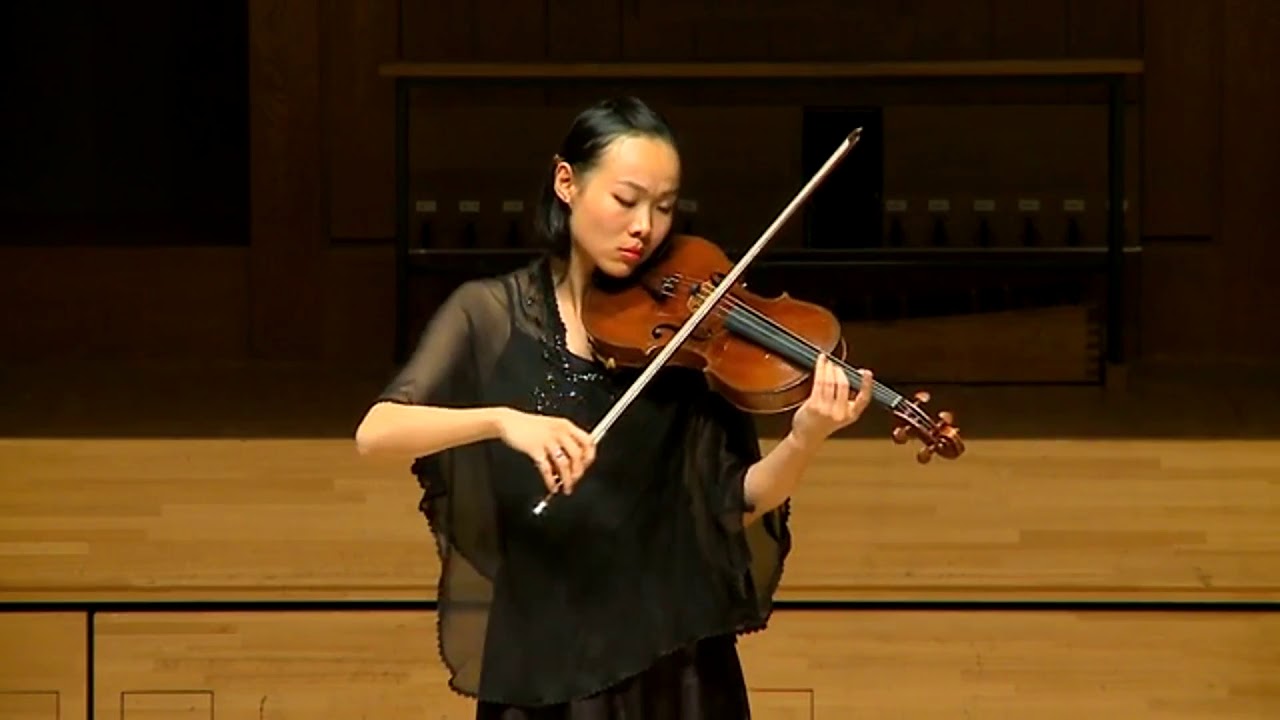 B. Britten: Solo Suite No. 3, Wenting Kang-Viola - YouTube