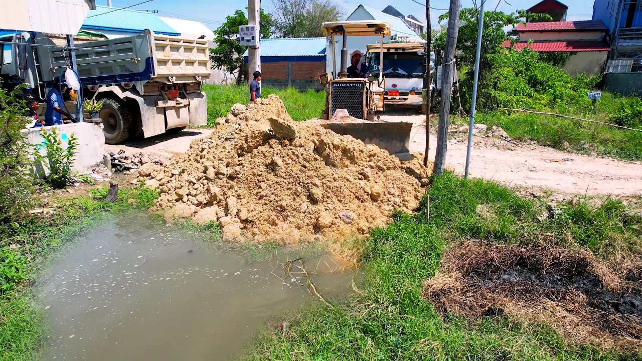 Launched project in one day, 100% successful by Bulldozer Komatsu D21A ...