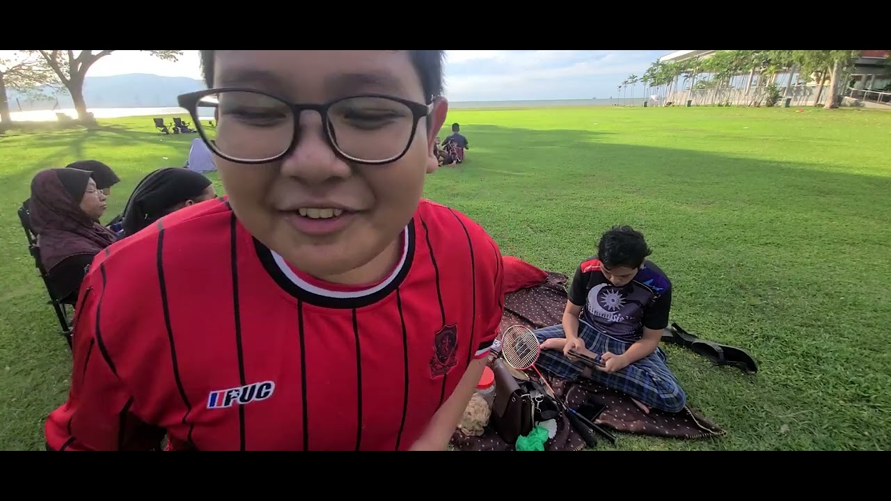 Pantai Bersih - YouTube