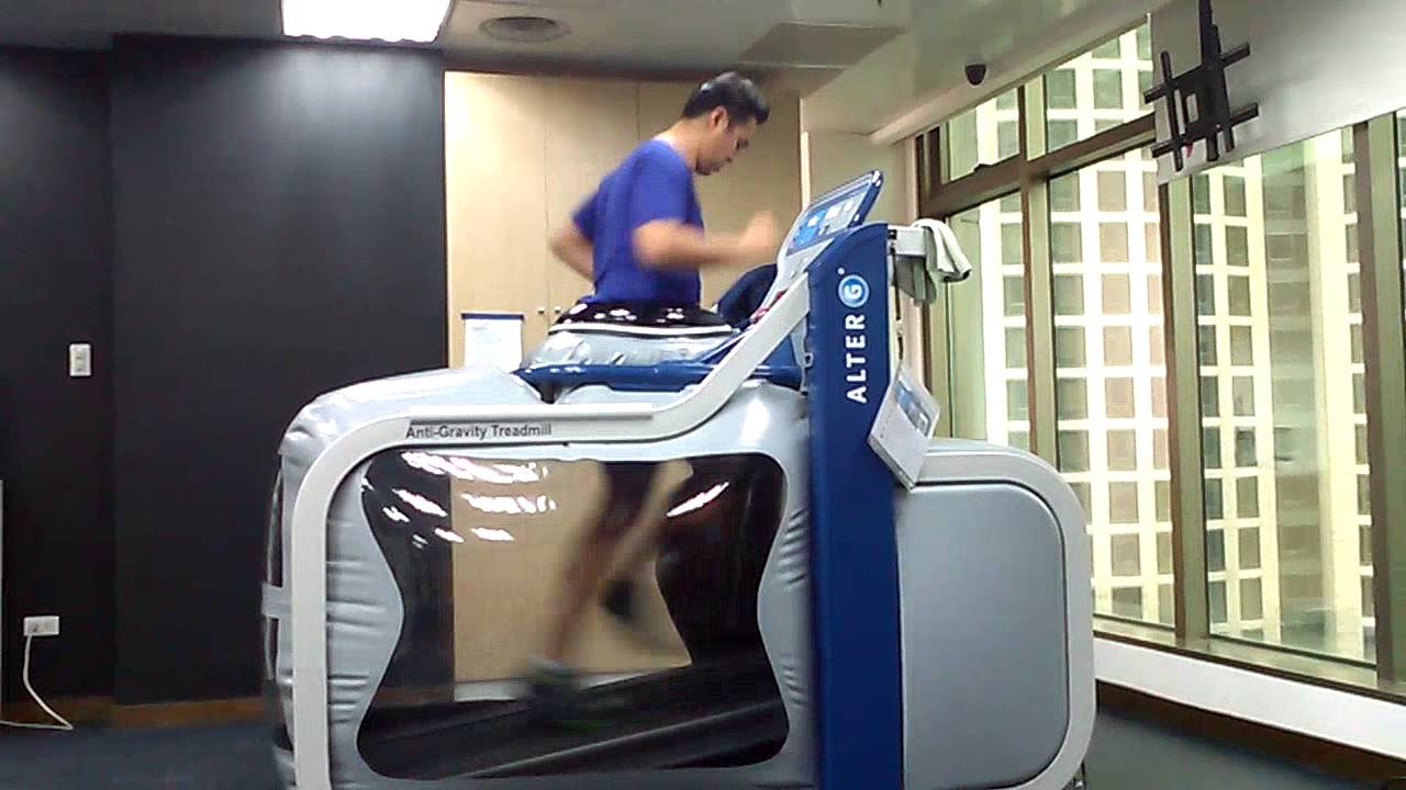 Alter-G anti-gravity treadmill - YouTube