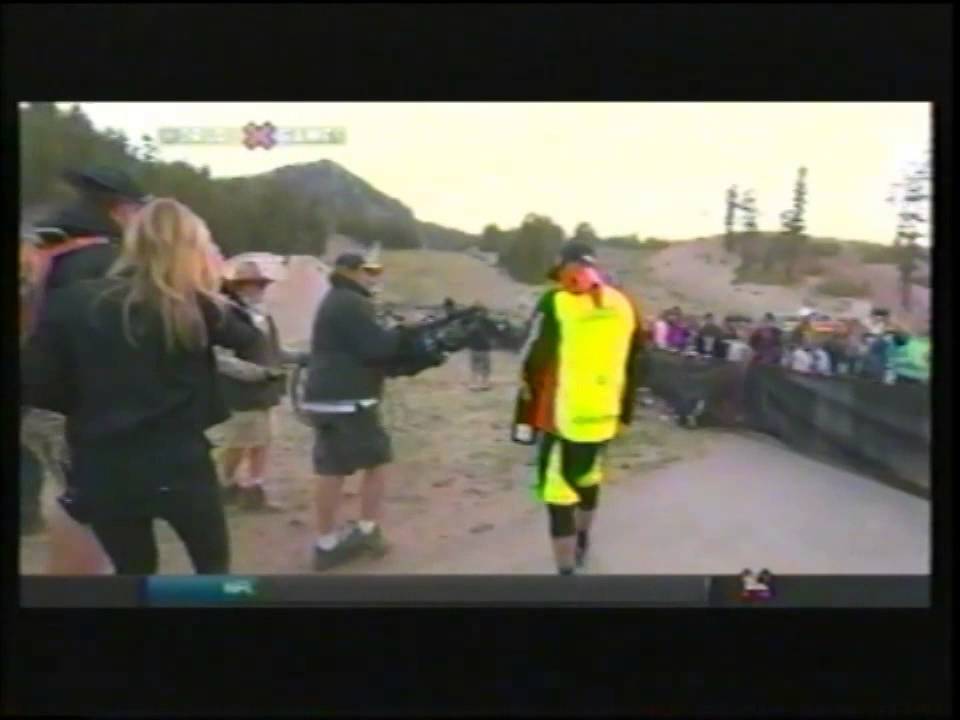 UNBELIEVABLE cam zink 100 ft. world record bike jump - YouTube