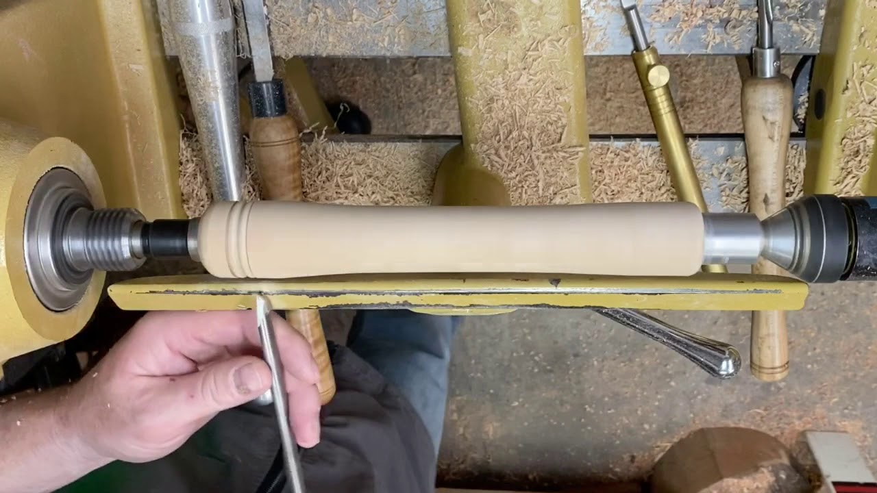 Turning a wood handle for a wood turning chisel - YouTube