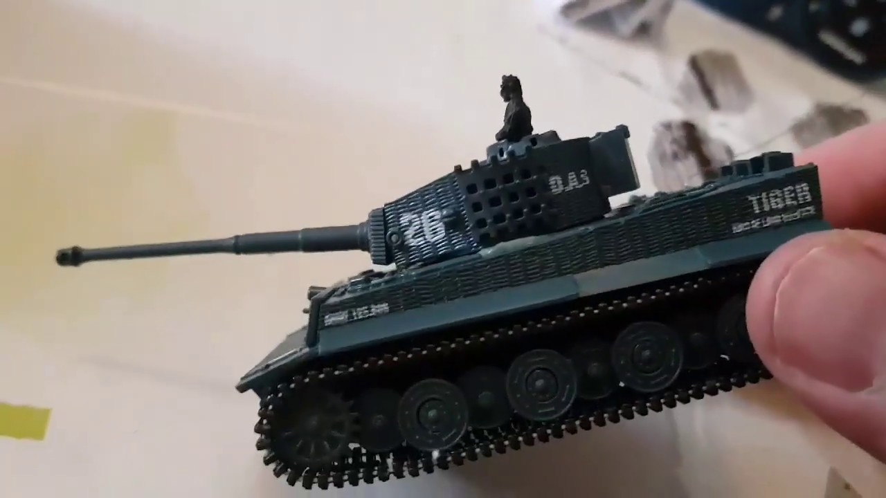 RC Tiger Panzer 1:72 - YouTube