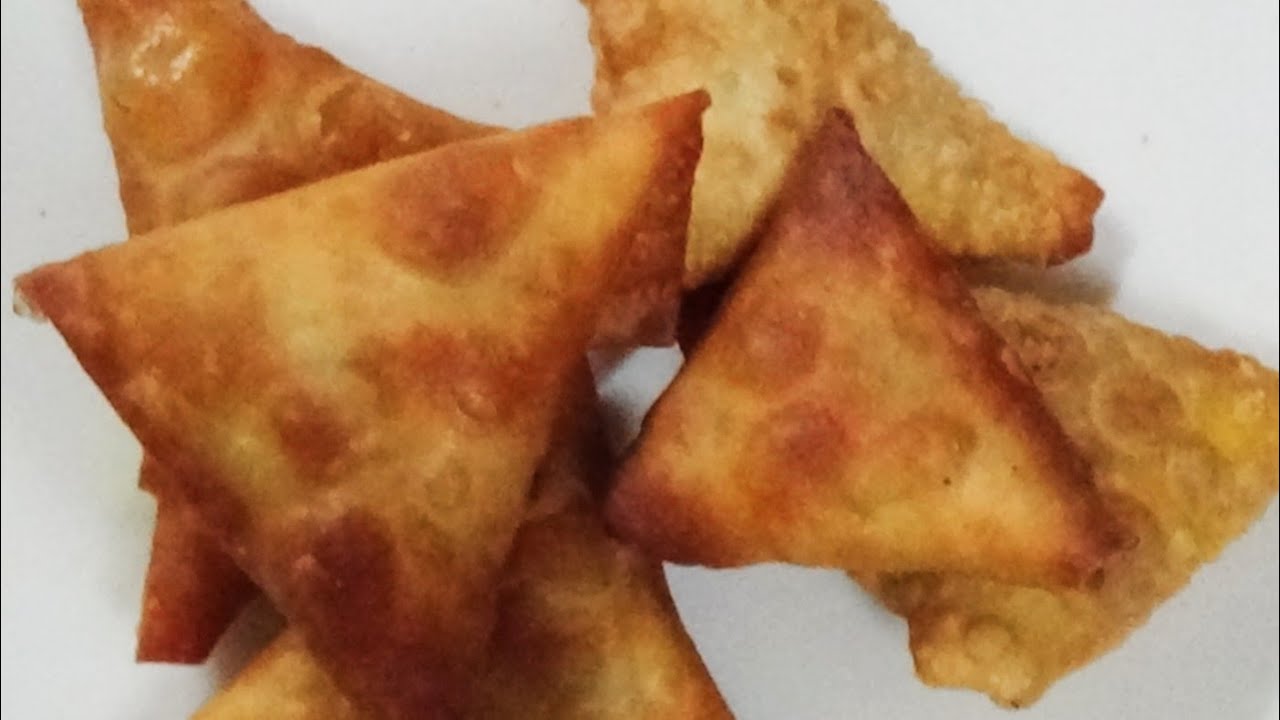 Onion mini samosa's//வெங்காய சமோசா. - YouTube