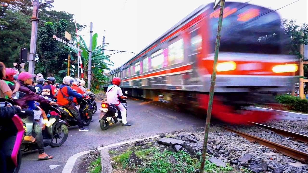 Jalur Rel kereta api tragedi Bintaro, kereta api kecepatan tinggi ...