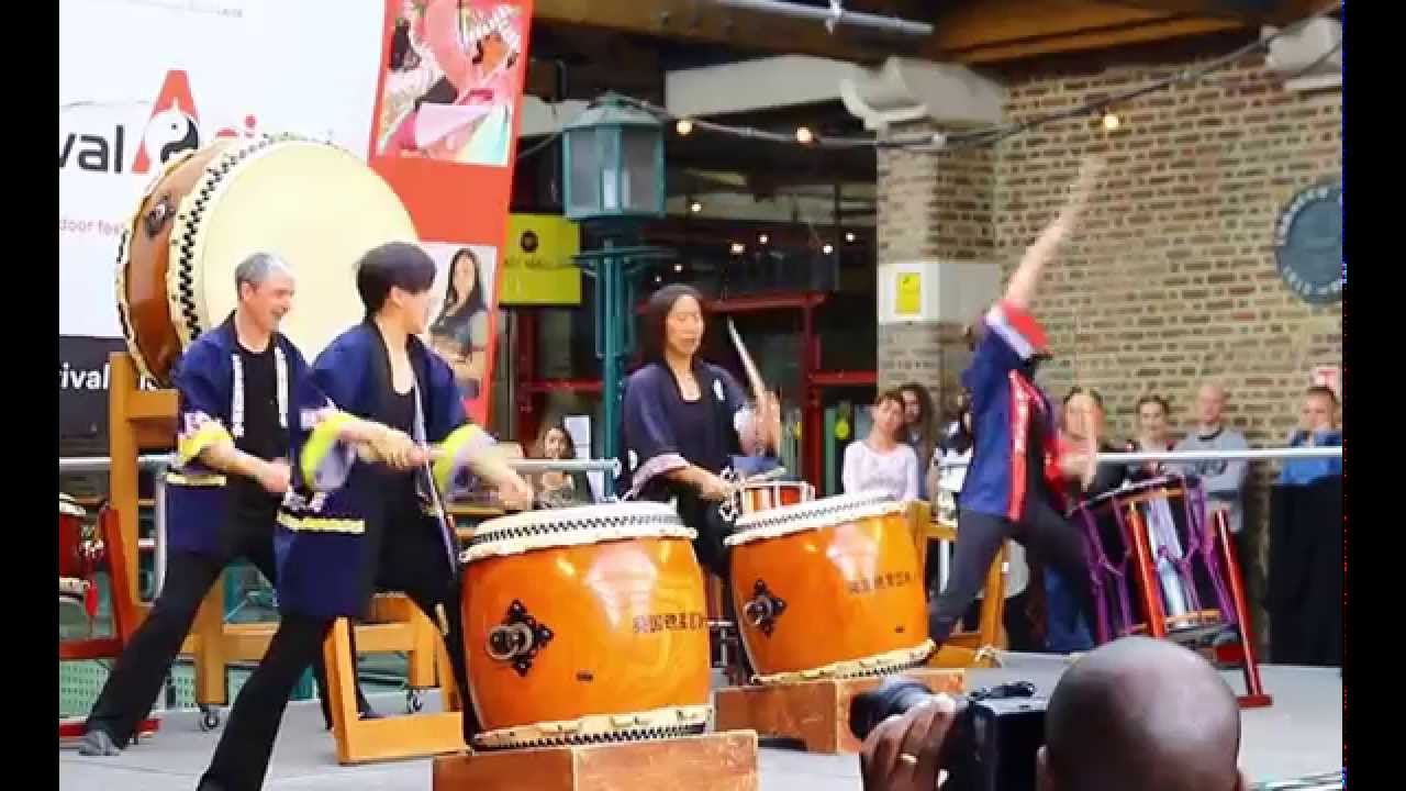 Japanese Drums at Festival Asia recorded using Roland - CS-10EM ...