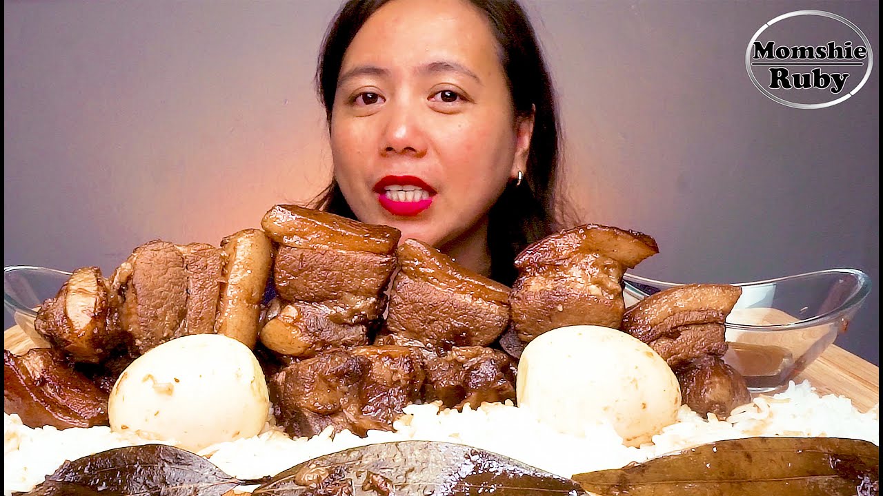 PORK BELLY ADOBO CLASSIC WITH HARD BOILED EGG | MUKBANG ASMR | MOMSHIE RUBY - YouTube