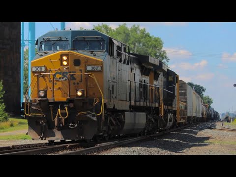 CSX M558 takes the SE wye at Deshler with cool K5HL! - YouTube