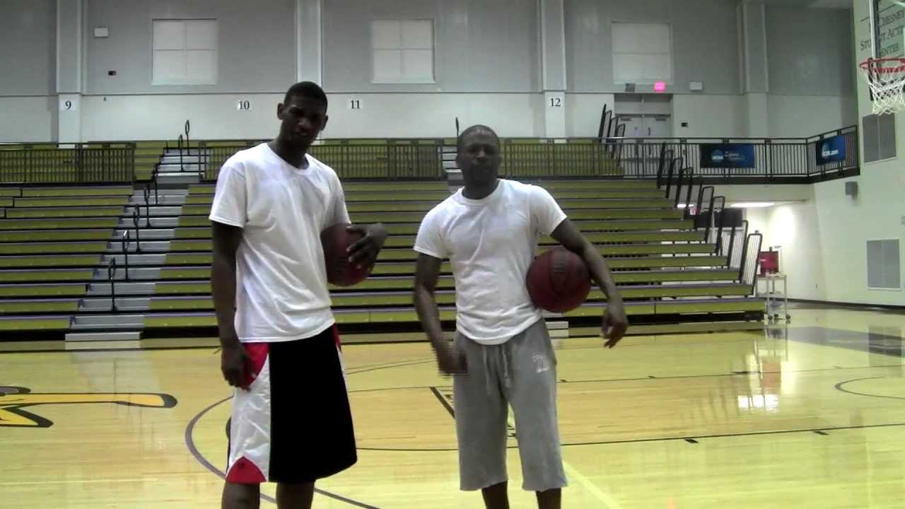 DeMarcus Catchings and Antoine Davis (Montevallo University) - YouTube