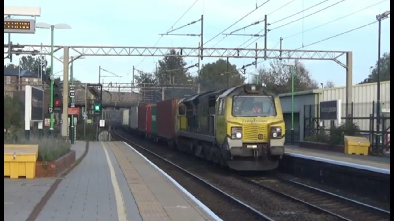 Trains at Speed || UK || 2018-2020 - YouTube