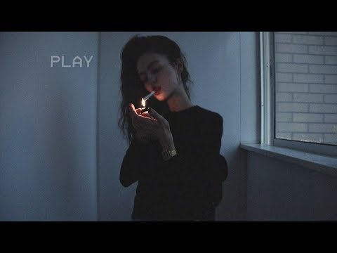 izzamuzzic - With the Lights Out (Vocal Daniela Andrade)