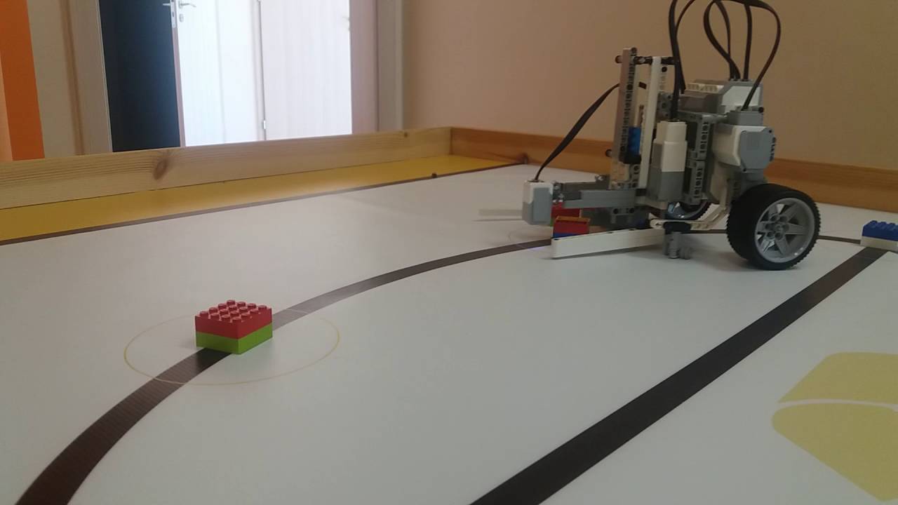 WRO 2016 ΑΠΟ ΤΗΝ ROBOT SET GO εκπαιδευτική ρομποτική - YouTube