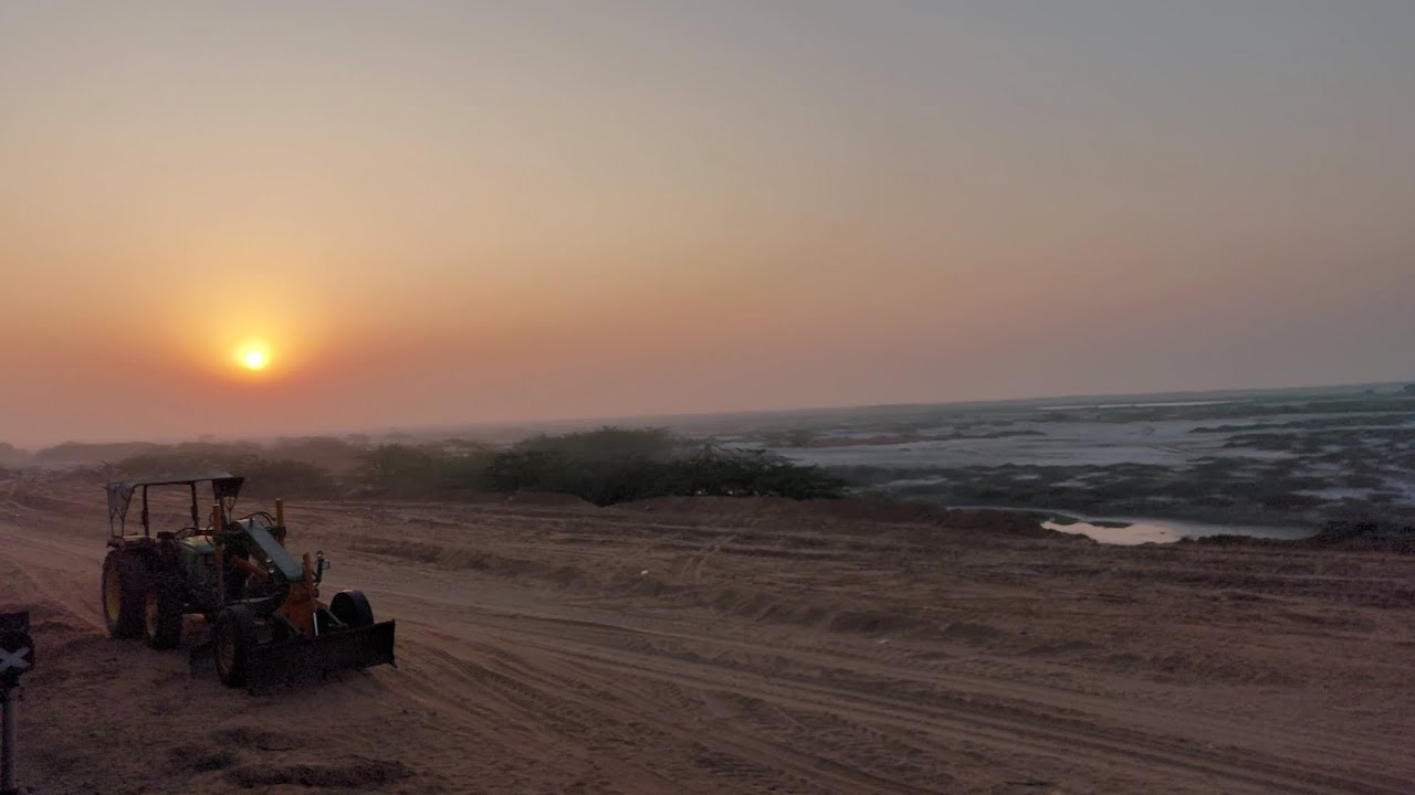 [4K] Early Morning Sambhar Salt Lake View at Phulera Junction !! - YouTube