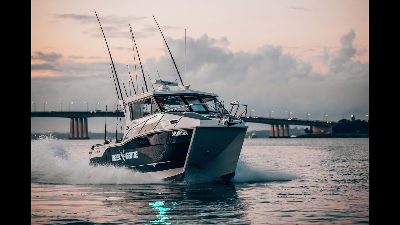 Marty Secheny’s Sailfish 2800 Platinum - YouTube