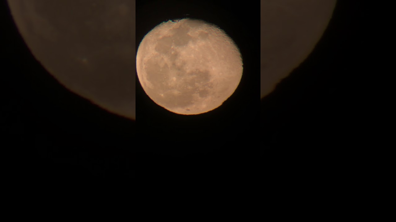 Giant explosion on the moon January 2021 - YouTube