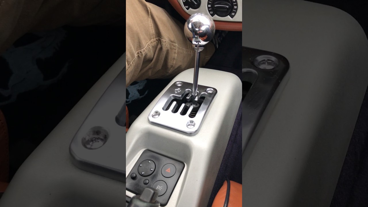 Shifting in a Ferrari 360 - YouTube