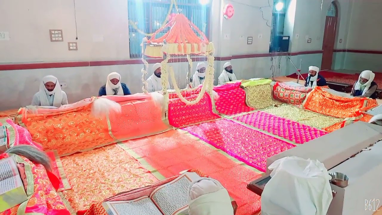 Gurudwara Tikana Sahib Rohtak - YouTube