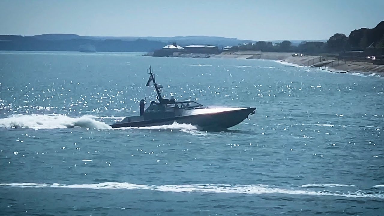 MADFOX optionally-crewed USV entering Portsmouth - YouTube