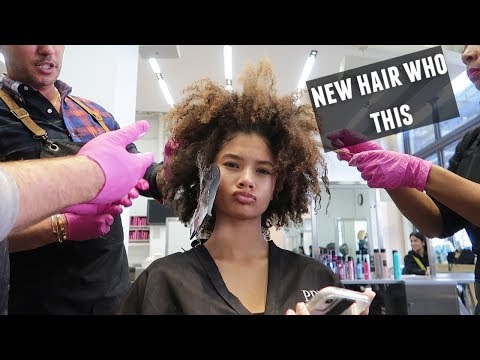 GETTING MY HAIR DYED with BLONDE | Hannah Mussette