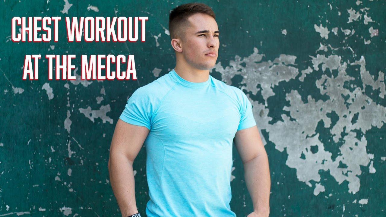 AMAZING CHEST WORKOUT AT THE MECCA - YouTube