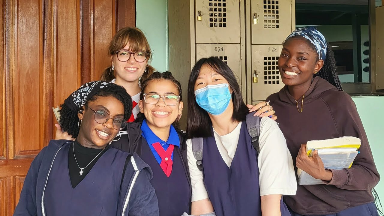 CLA vlog! (Suriname's international school vlog) - YouTube