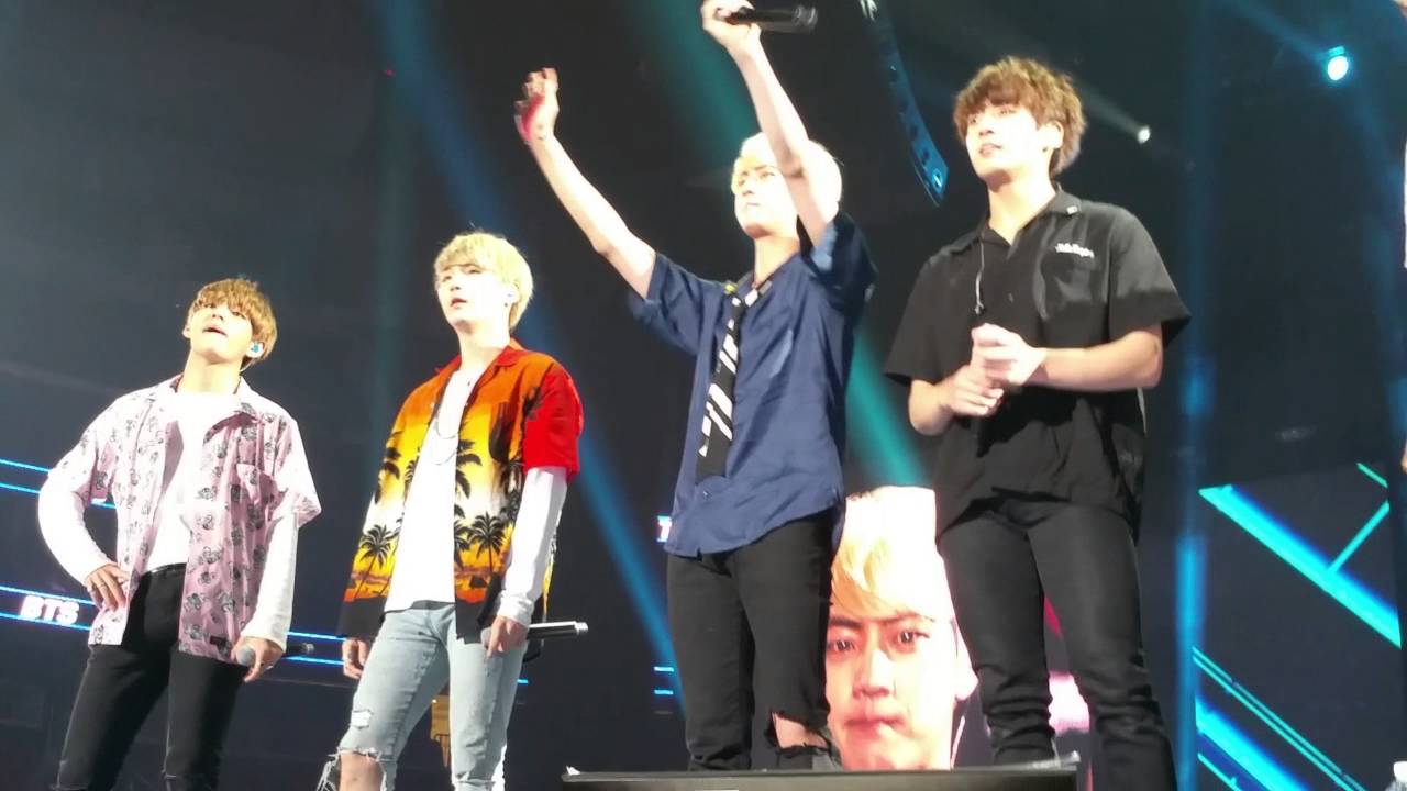 BTS KCON NY 2016 Performance + KCON Ending W/ Saturday Lineup FANCAM ...