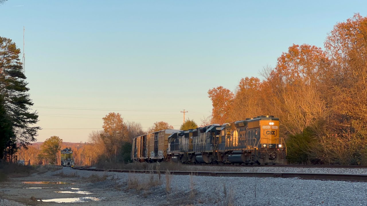 CSX GP40-3 6561 Leads Turn L461-29 on 11/29/24 - YouTube